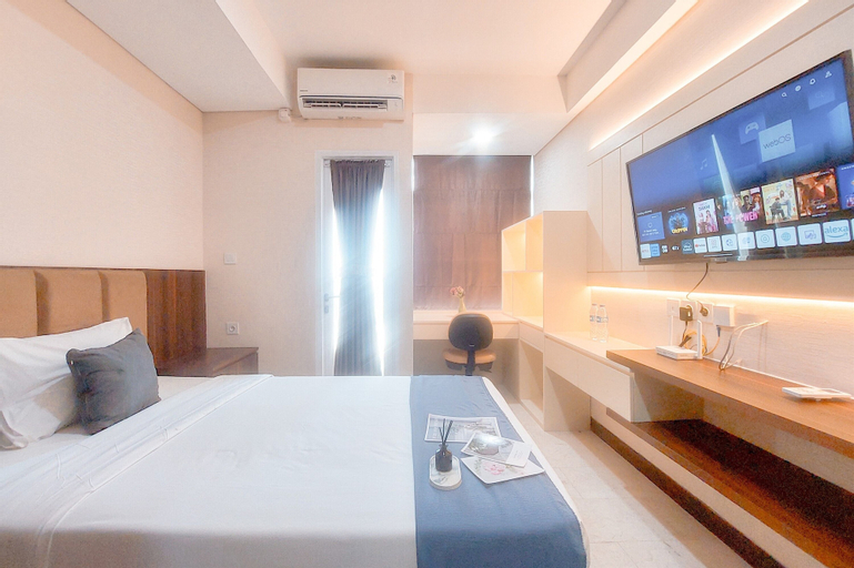 Minimalist And Warm Studio Apartment At B Residence, Tangerang Selatan ...