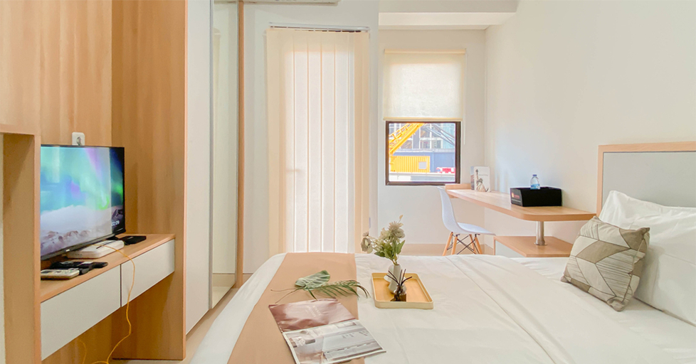 Nice Studio Room Apartment Transpark Cibubur By Travelio, Depok Booking ...