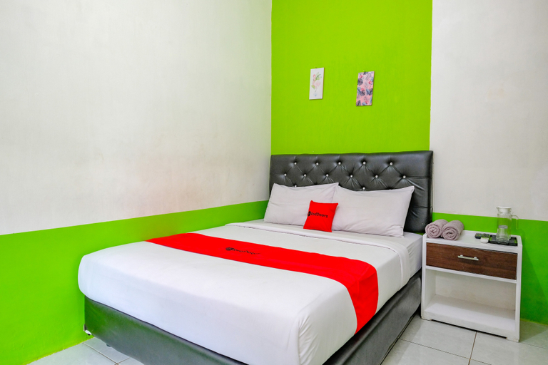 RedDoorz @ Sakinah Family Tulungagung, Tulungagung Booking Murah di ...