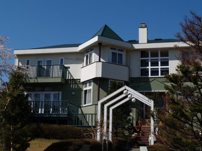 IzuKogen Petit Resort Hotel Alcyon - Harga Diskon + Promo Hotel 2024