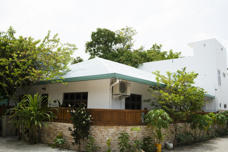 Biosphere by Hawks Hotel Kamadhoo Baa Atoll - Cek Promo Hotel Murah ...