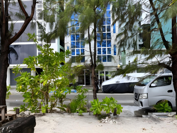 Rivethi Beach Hotel, Malé Booking Murah di tiket.com
