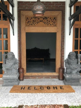 Rumah Dharma 3 Grha Timoho Harga Terbaru 2023 - Booking Murah di tiket.com