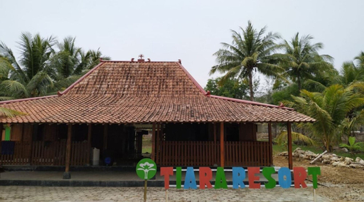 Tiara Hills Homestay and Camping Ground - Harga Promo Villa & Apartemen