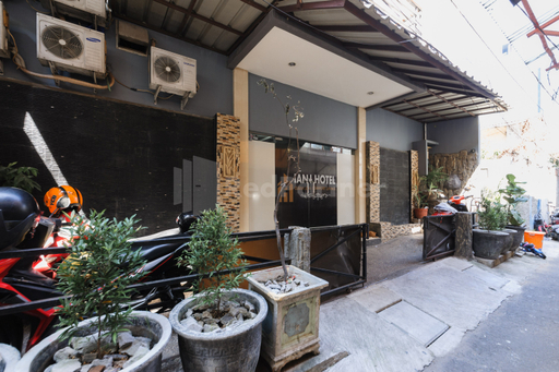 RedDoorz near Sarinah Mall - Harga Promo Terbaru