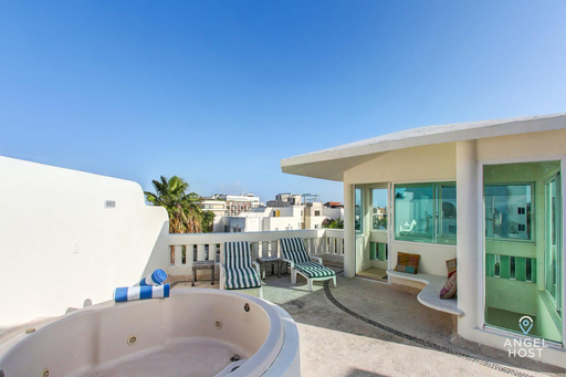 PH with Private Rooftop on 5th by Mamitas Beach, Cozumel Booking Murah ...