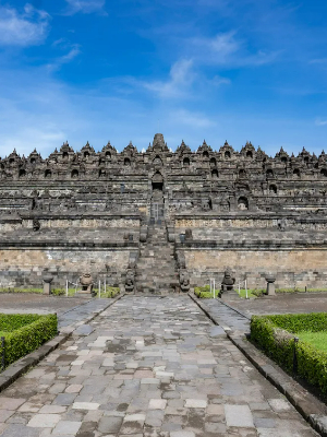 Sejarah Candi Borobudur yang Perlu Kamu Tahu Sebelum Liburan ke Sana