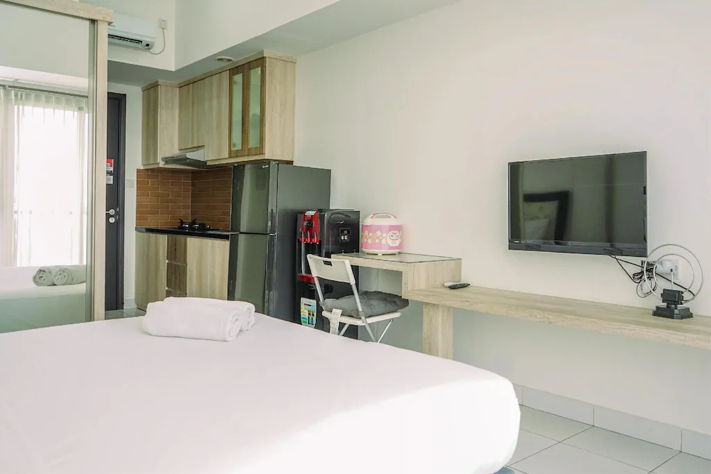 Cozy Studio Casa De Parco Apartment By Travelio - Best Deals Promo
